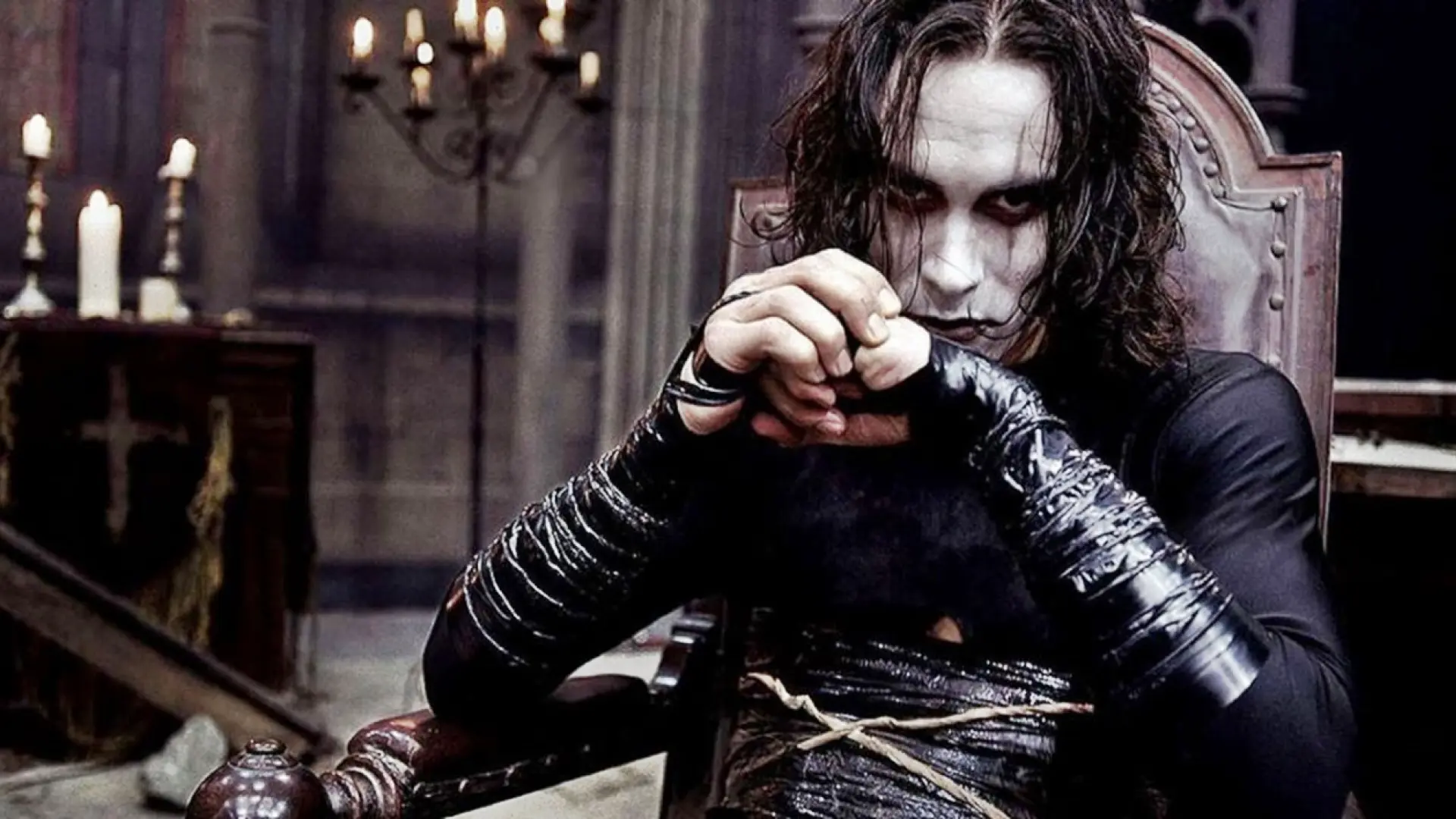 La nueva adaptación de El Cuervo protagonizada por Bill Skarsgård ya ha ...