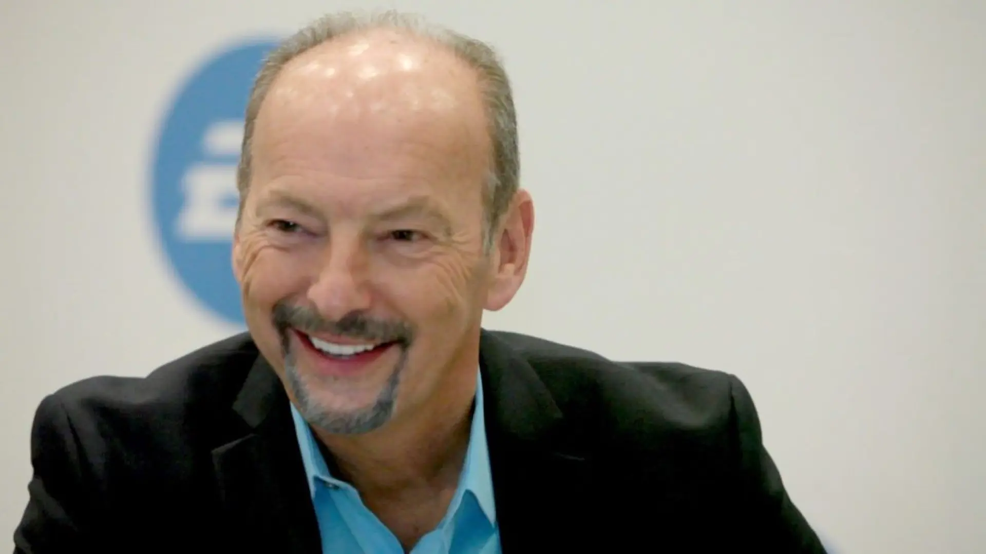 Peter Moore habla sobre los comienzos de Xbox, la caída de Sega y la ...